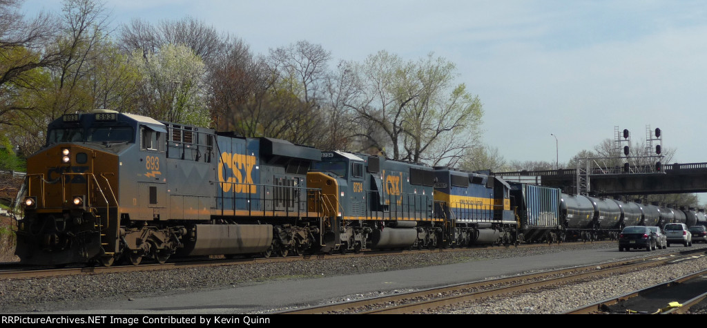 CSX 893